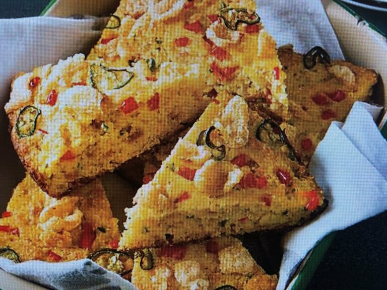 Insanely Good Louisiana Cracklin' Cornbread | Geaux Ask Alice!